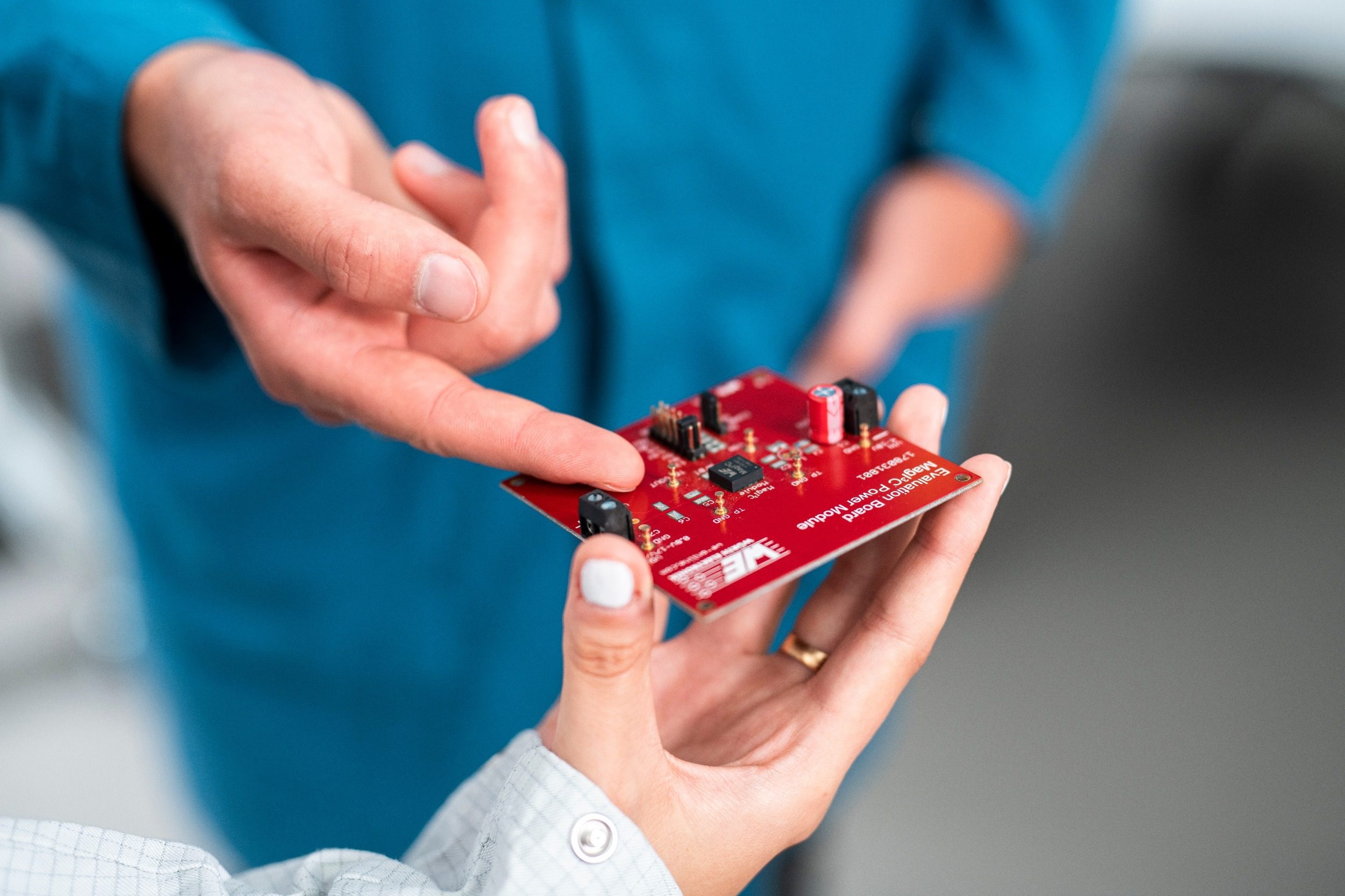 Auswirkung von Layout, Bauelementen und Filter auf die EMV von modernen ...