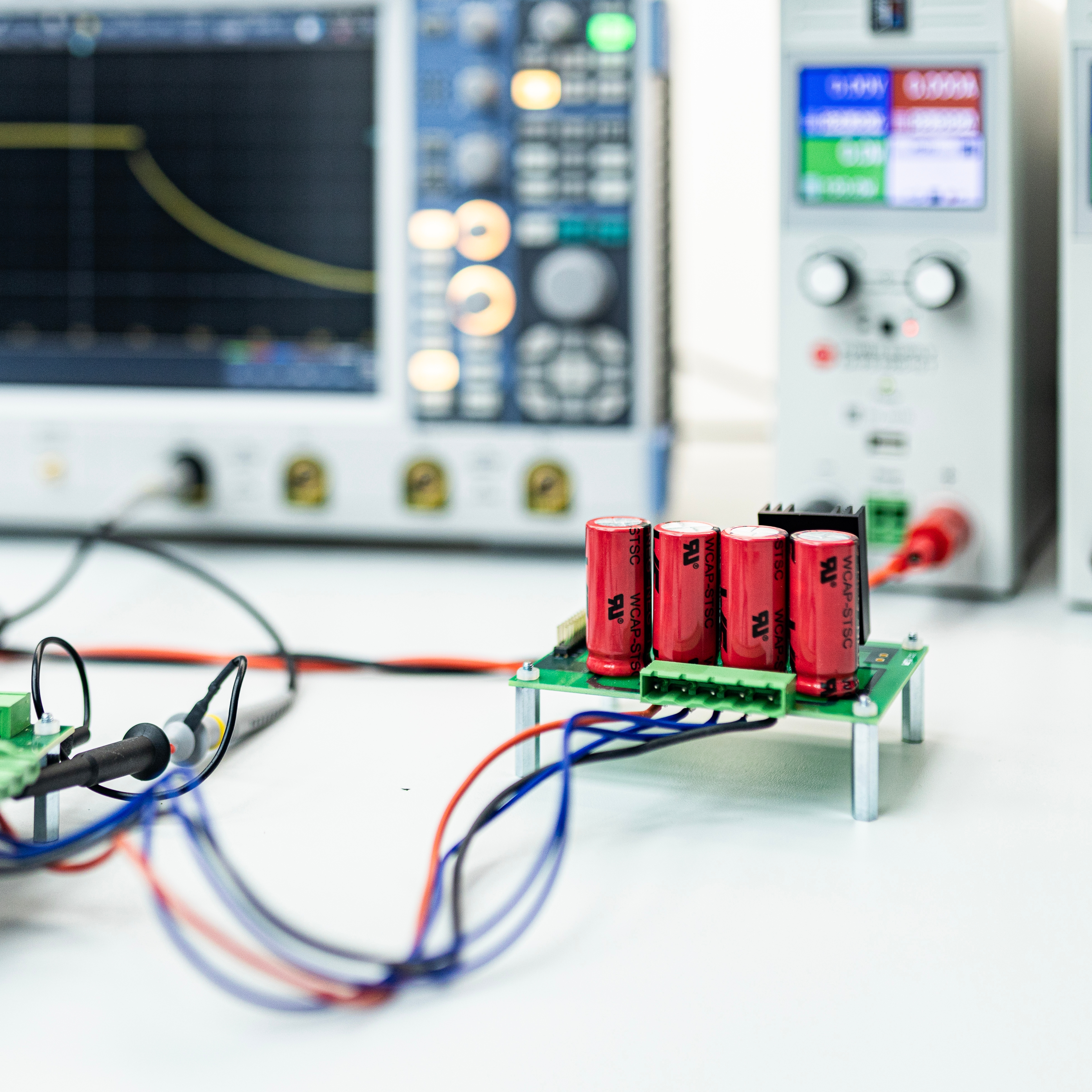 REDCUBE Terminals for automotive applications